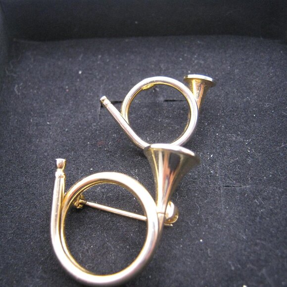 Jewelry | Preppy Vintage Bugle Pins | Poshmark